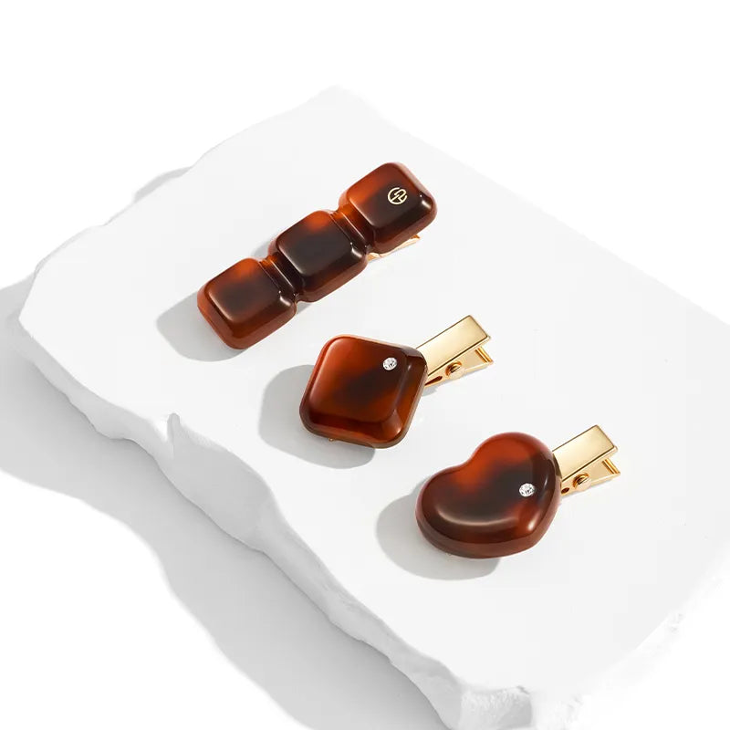 Chocolate Fantasia Juniper Pelican Jaw Clip